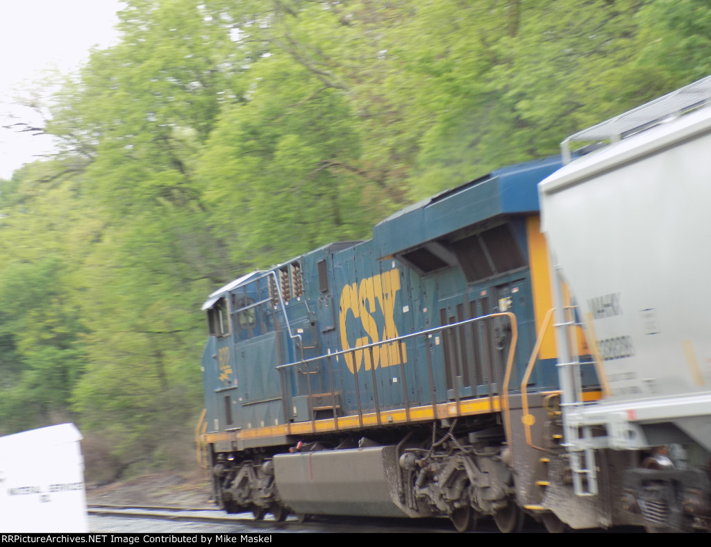 CSX 822